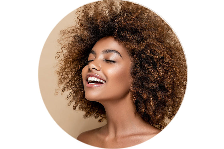 Produits de coiffure pour cheveux afro et crépus naturels